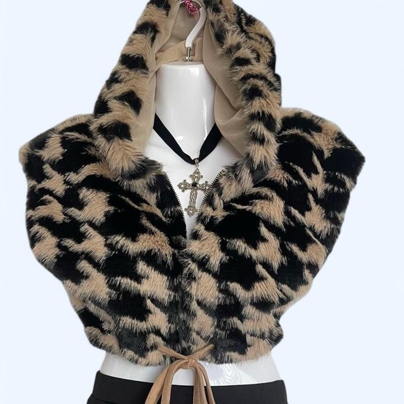 ohs | Jackets & Coats | Ohs Clothing Animal Print Hooded Vest | Poshmark